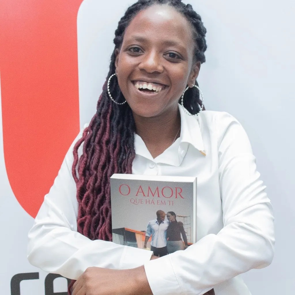 "O Amor que há em ti" - Larsan Mendes - Fundza